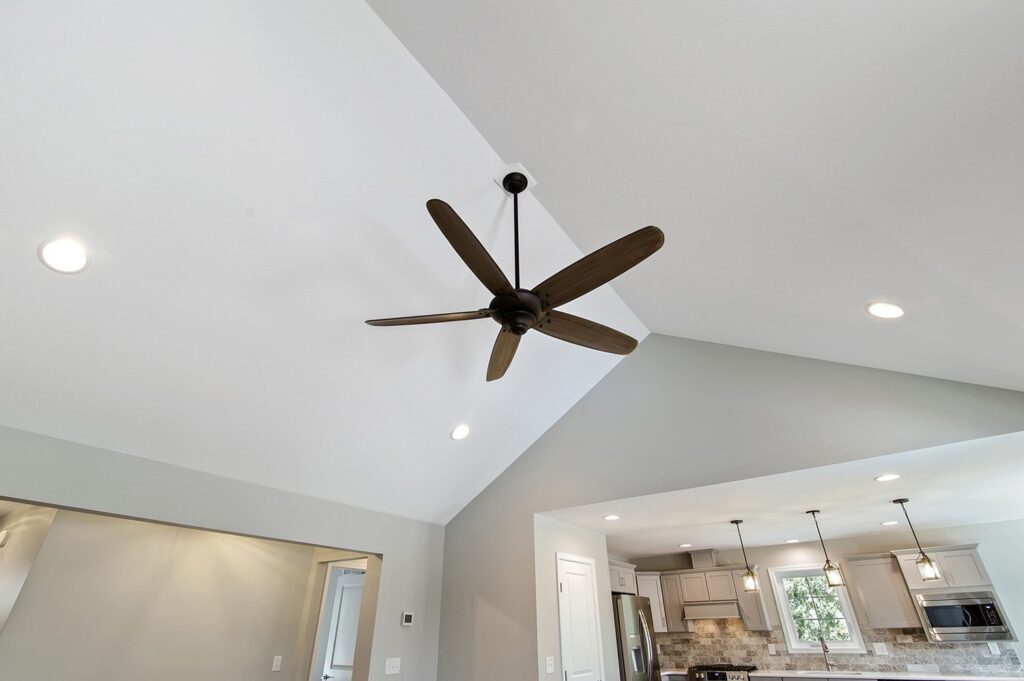 Jefferson with Extended Dining Room | Blue Hen Construction